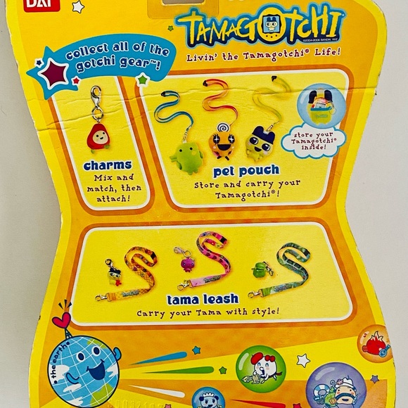 Bandai Namco | Toys | Tamagotchi Connection Gotchi Gear Pet Pouch ...